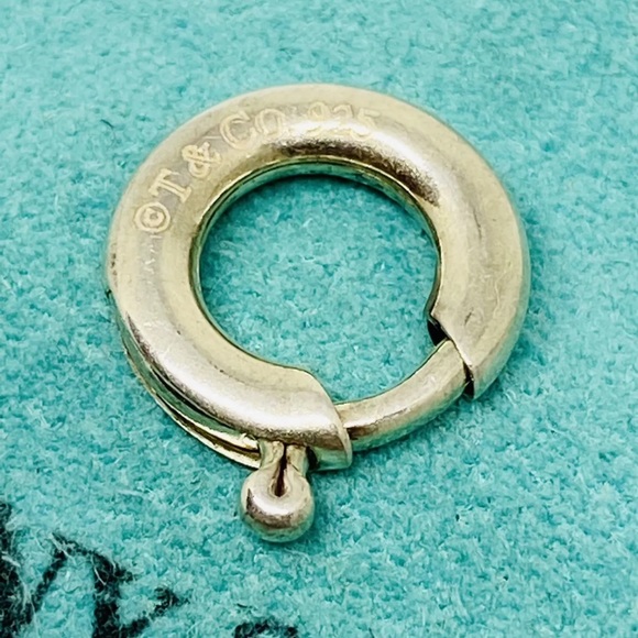 Tiffany & Co. | Jewelry | Tiffany Co Sterling Silver 2mm Spring Jump ...